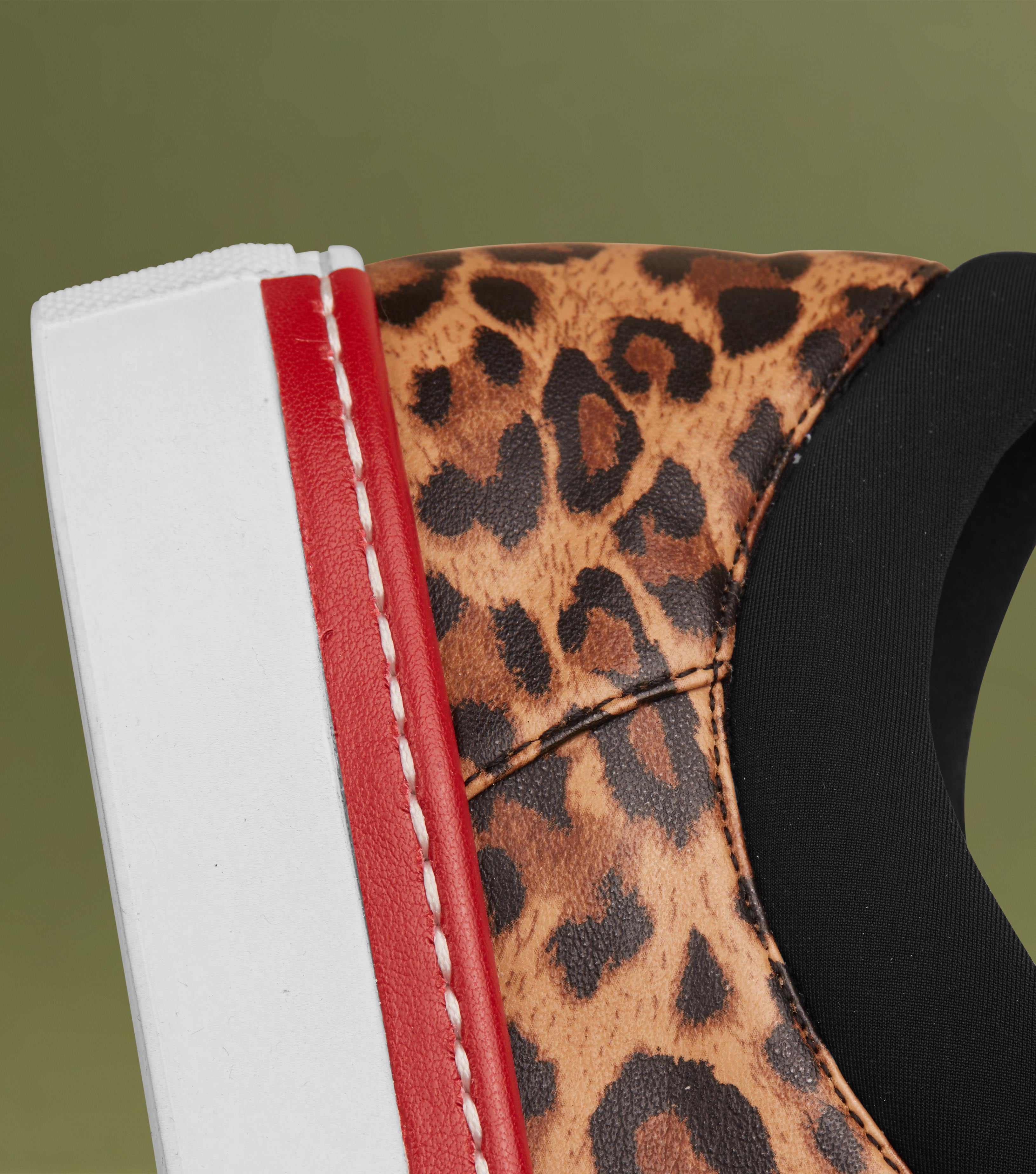 Asha - Leopard Vegan Leather Lace-up Sneaker Sustainable | O2 Monde
